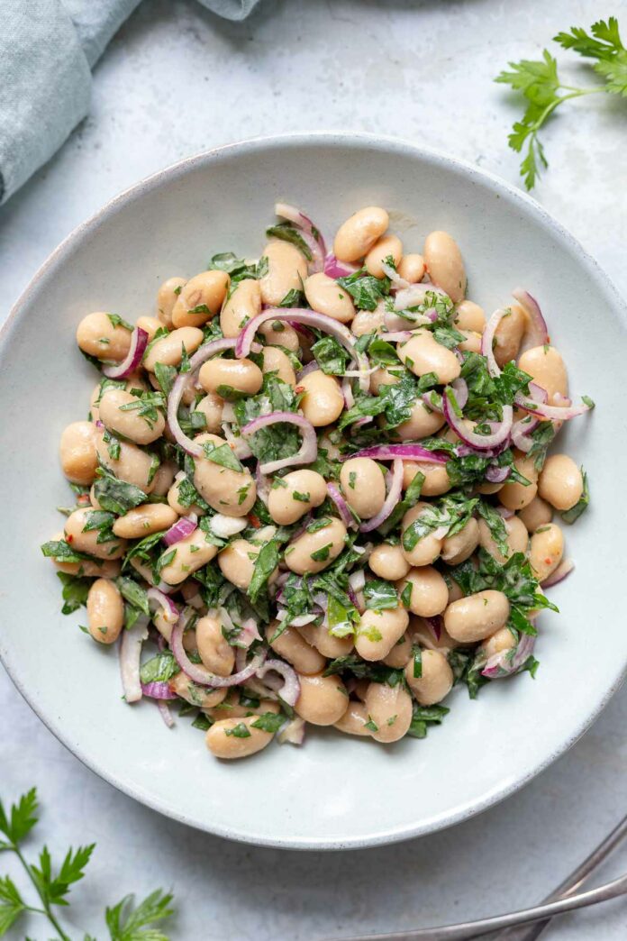 Turkish white bean salad (Piyaz) | Recipe | Elle Republic